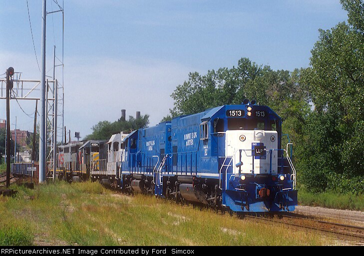 LLPX 1513 @ Lydia Ave. 2005